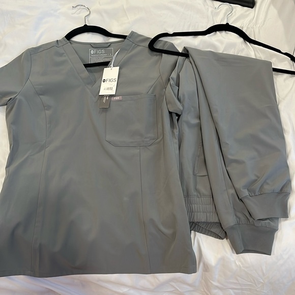 Figs | Tops | Figs Technical Collection | Poshmark